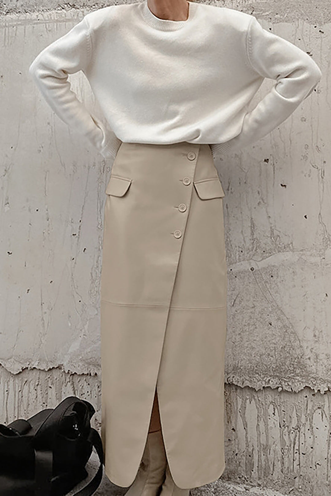 Solid Faux Leather Slit Button Fake Pockets Skirt – Micas