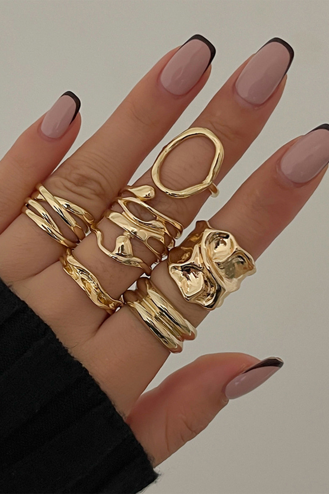 Metal Irregular Open Ring – Micas