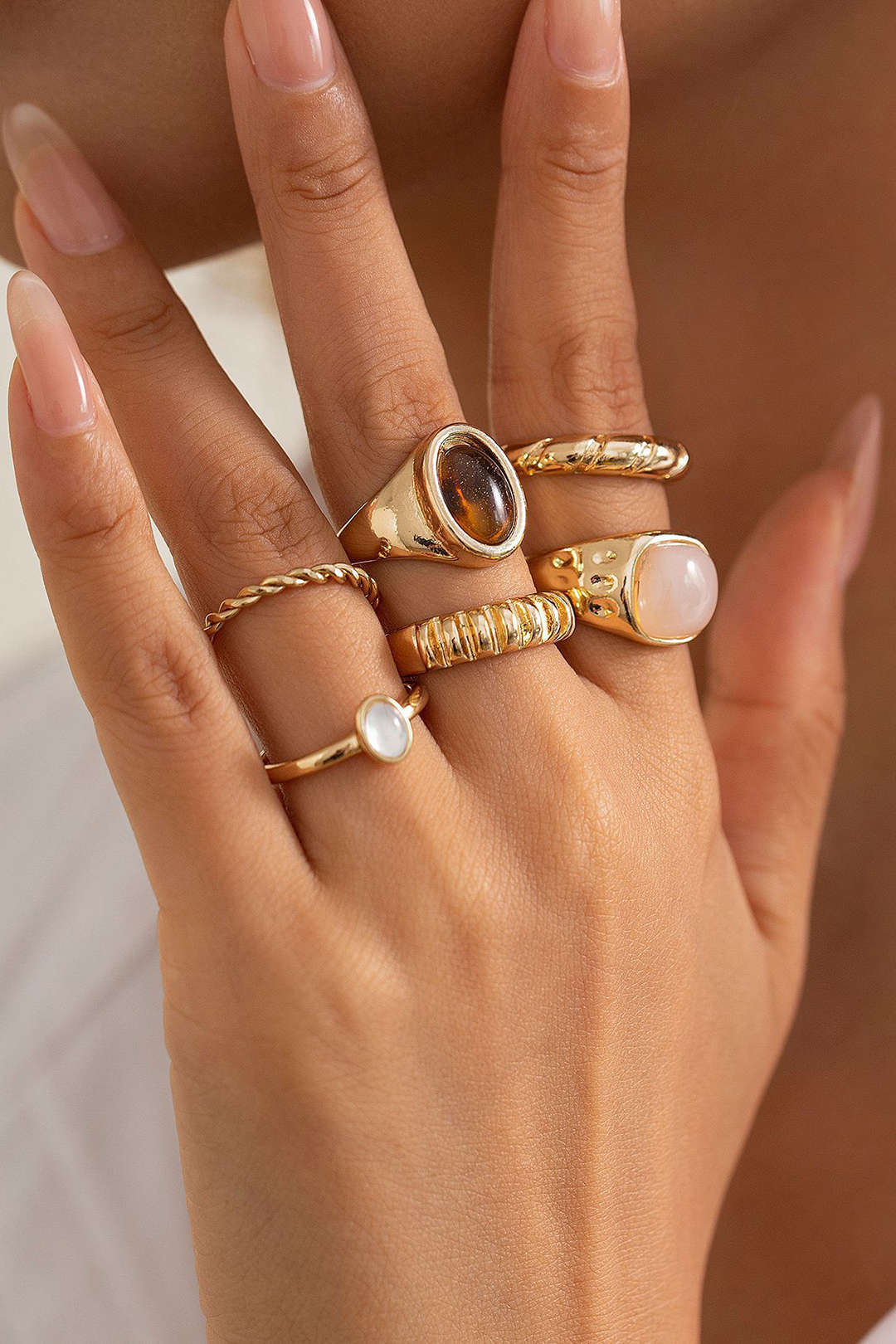 Irregular Gemstone Metal Ring – Micas